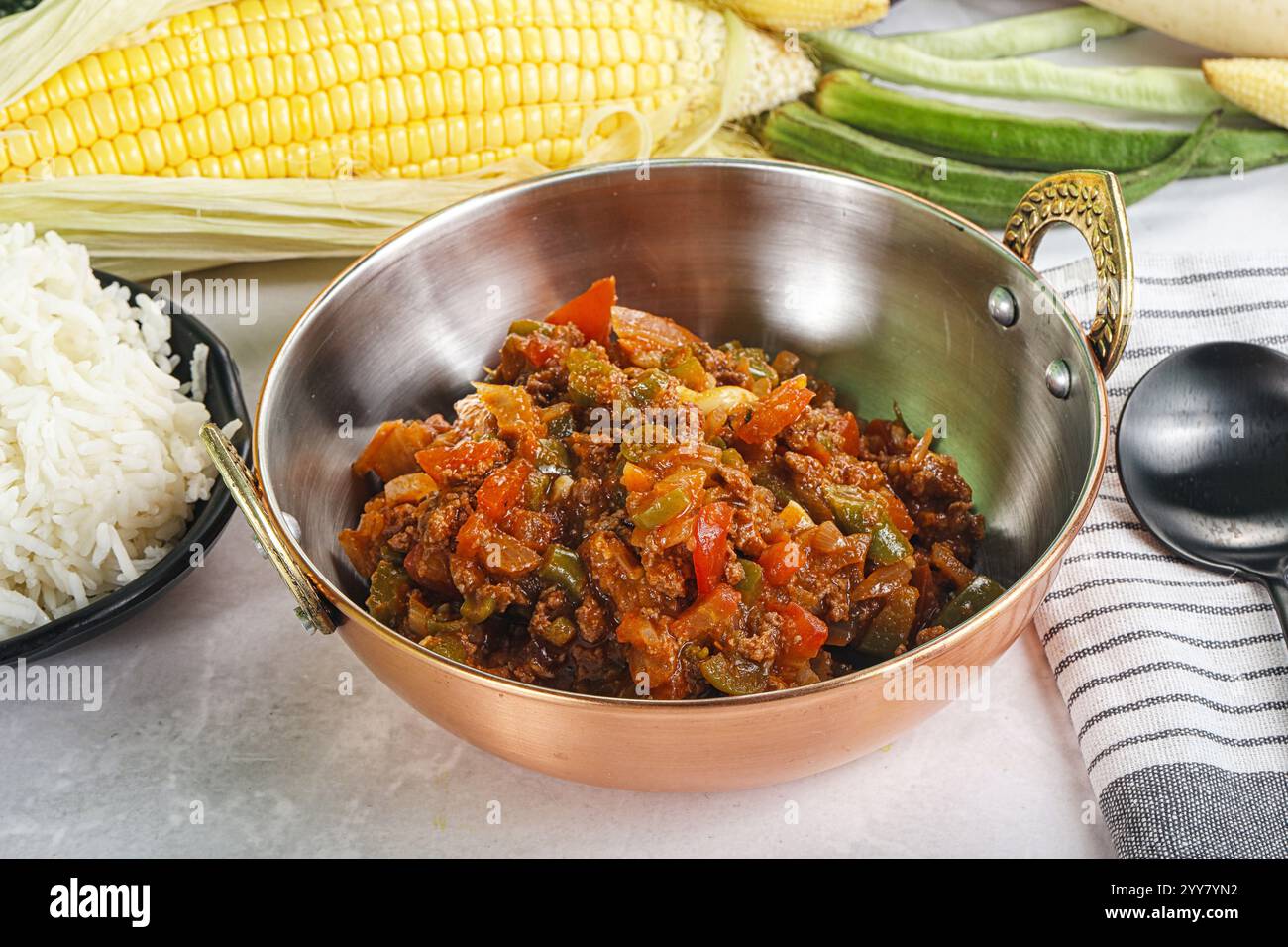 Mexican cuisine - Chili Con carne with beef meat Stock Photo - Alamy