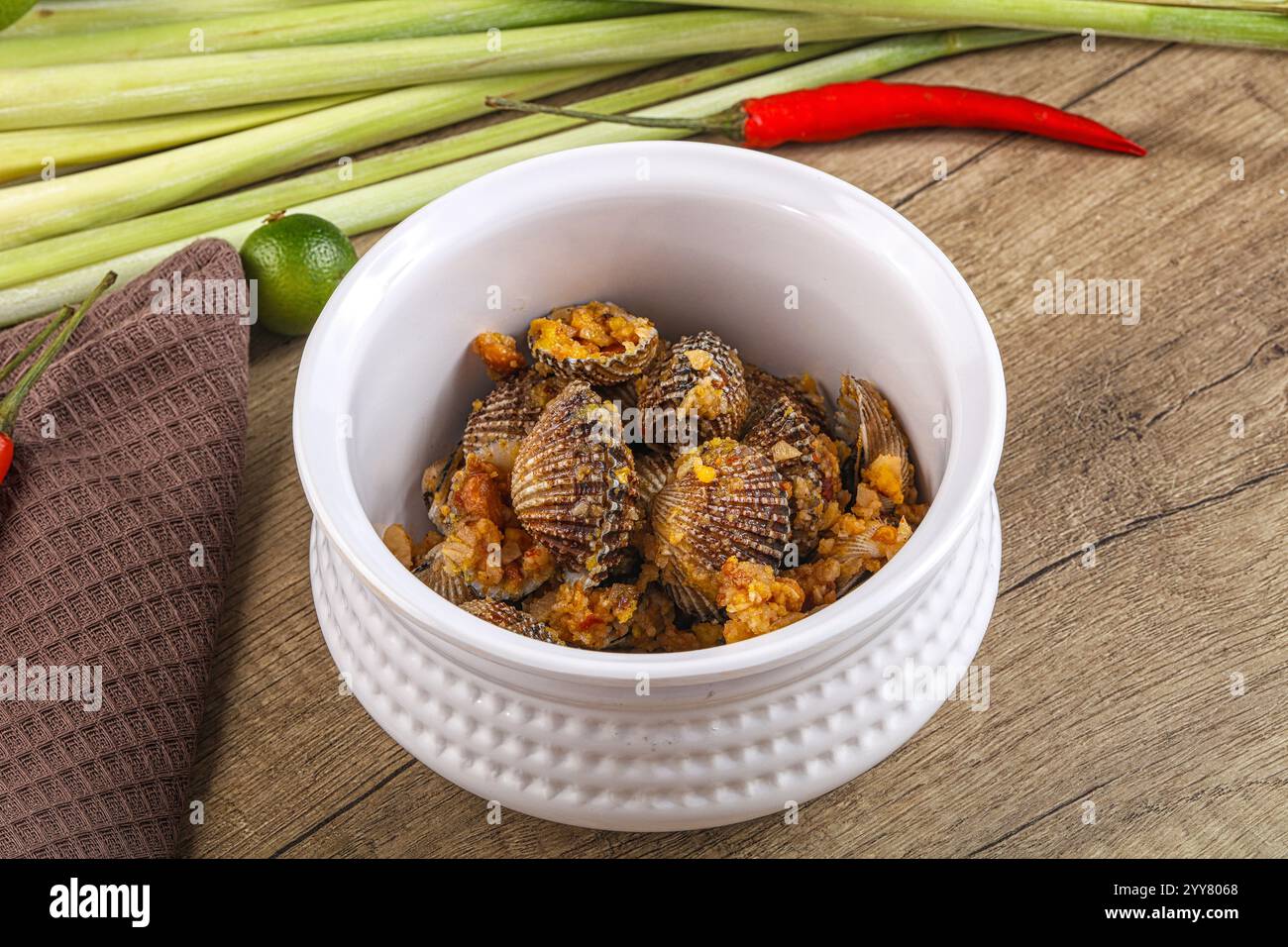 Blood Cockle Fried With Garlic and spices Stock Photo - Alamy