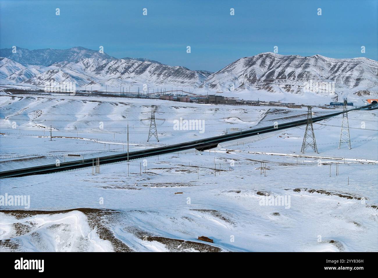 Aerial photo shows the snow scenery in Urumqi City, northwest China's ...