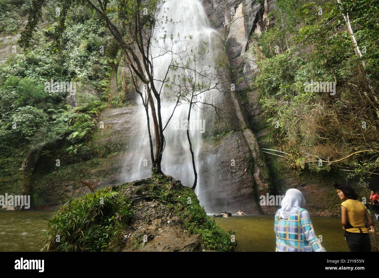 A roadside waterfall in Lembah Harau, Harau, Lima Puluh Kota, West ...