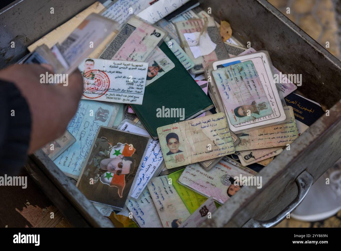 Jail papers hi-res stock photography and images - Alamy
