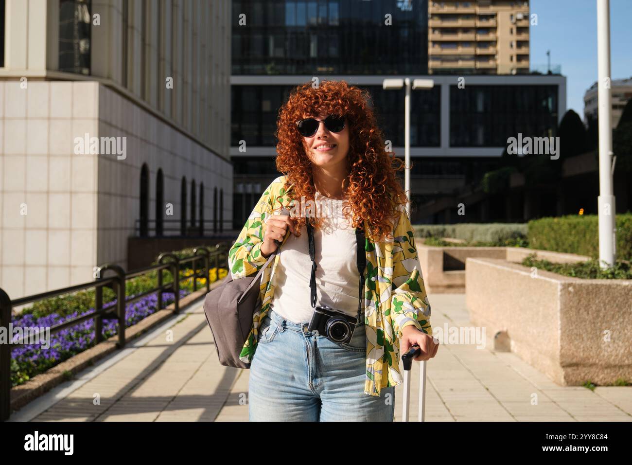 Female tourist exploring city hi-res stock photography and images - Alamy