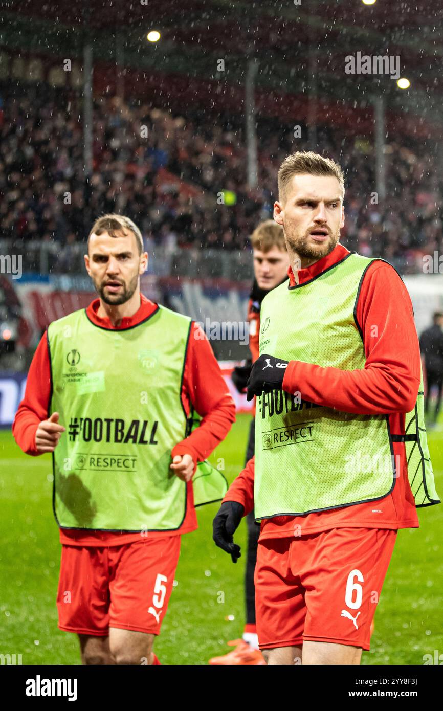 Patrick Mainka (1.FC Heidenheim, #06), Benedikt Gimber (1.FC Heidenheim ...