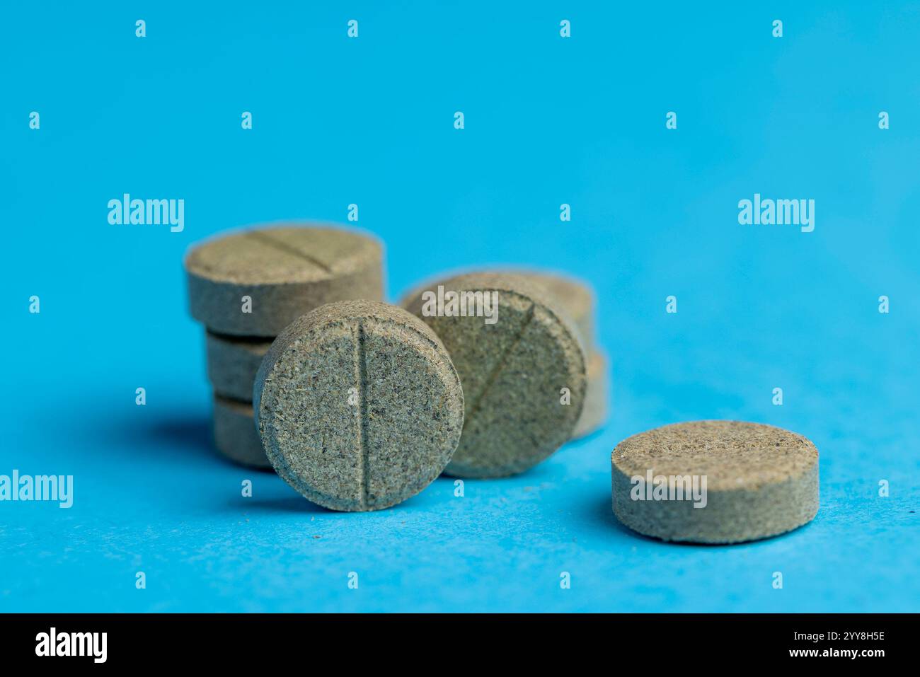 natural tablets for traditional medicine, tablets made using herbs and ...