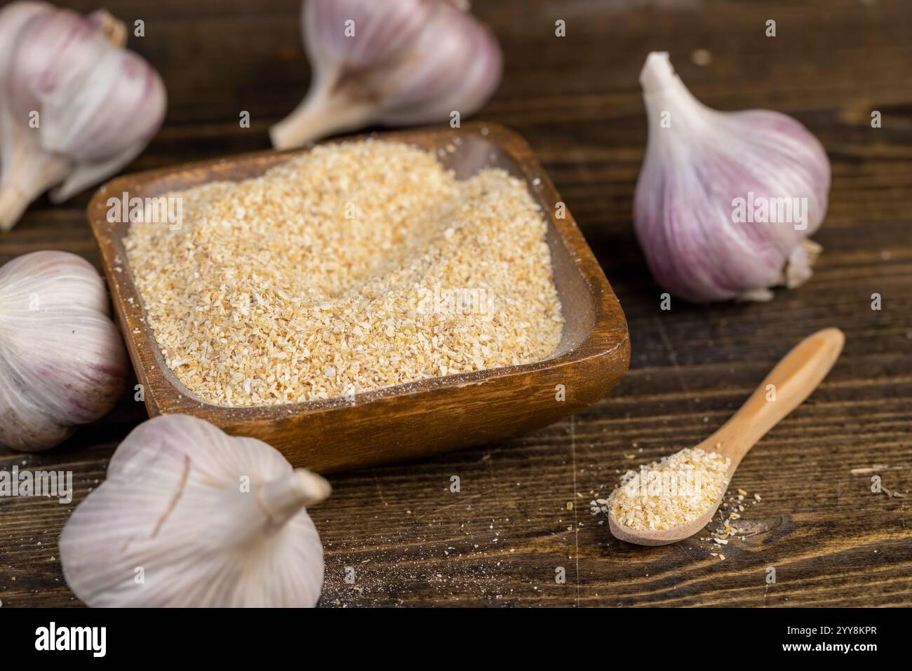 dried crushed garlic fruits for cooking, dried spices from very small ...