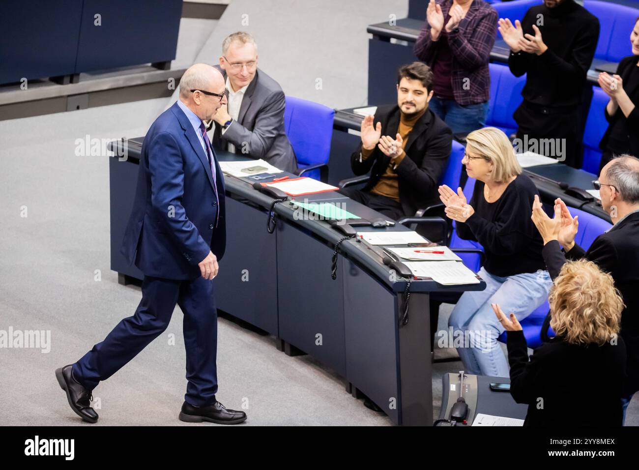 Berlin, Germany. 20th Dec, 2024. Michael Gerdes (SPD, l), Member of the ...
