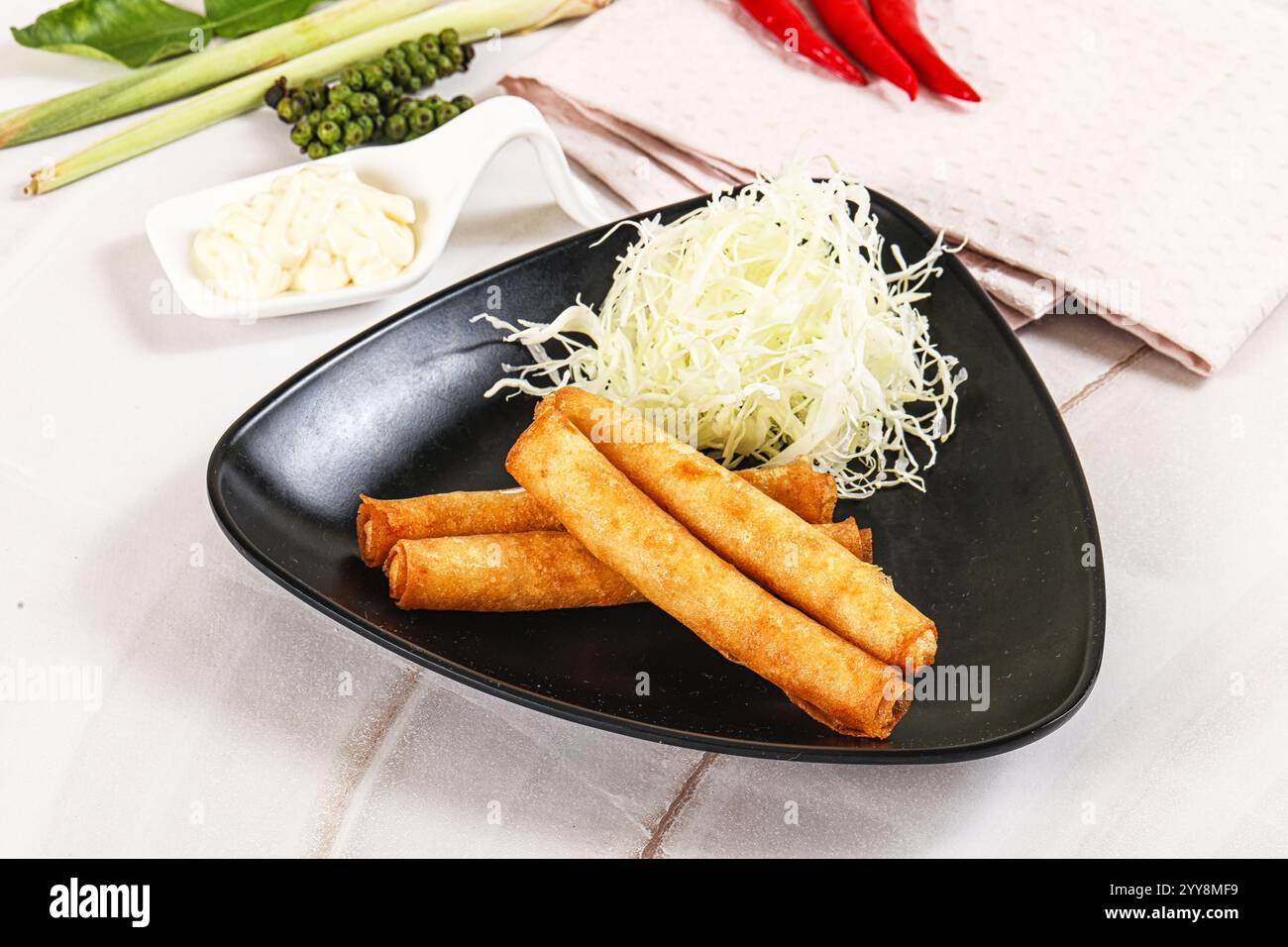 Fried spring roll with prawn and sauce Stock Photo - Alamy