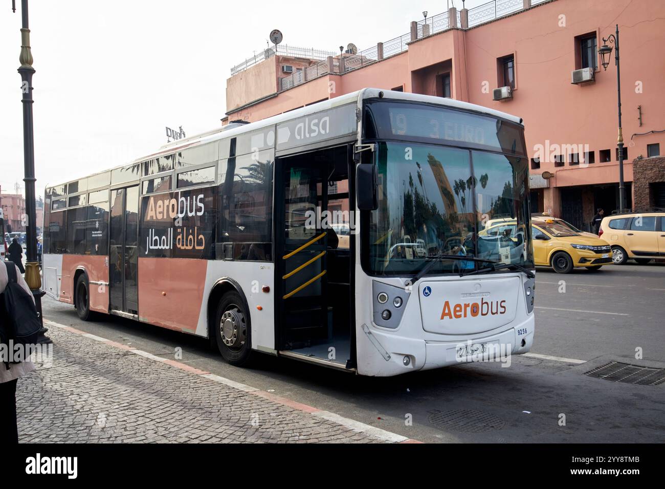 alsa aerobus service 19 airport bus drop off point at jemaa el-fna ...