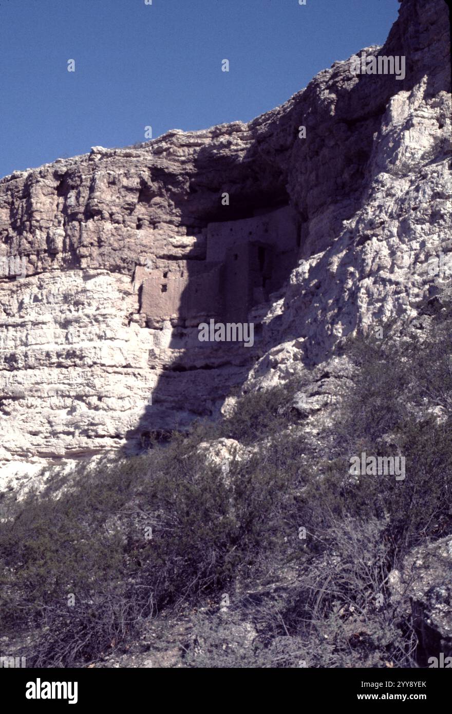Camp Verde, AZ., U.S.A., 12/1999. Arizona Montezuma Castle National ...