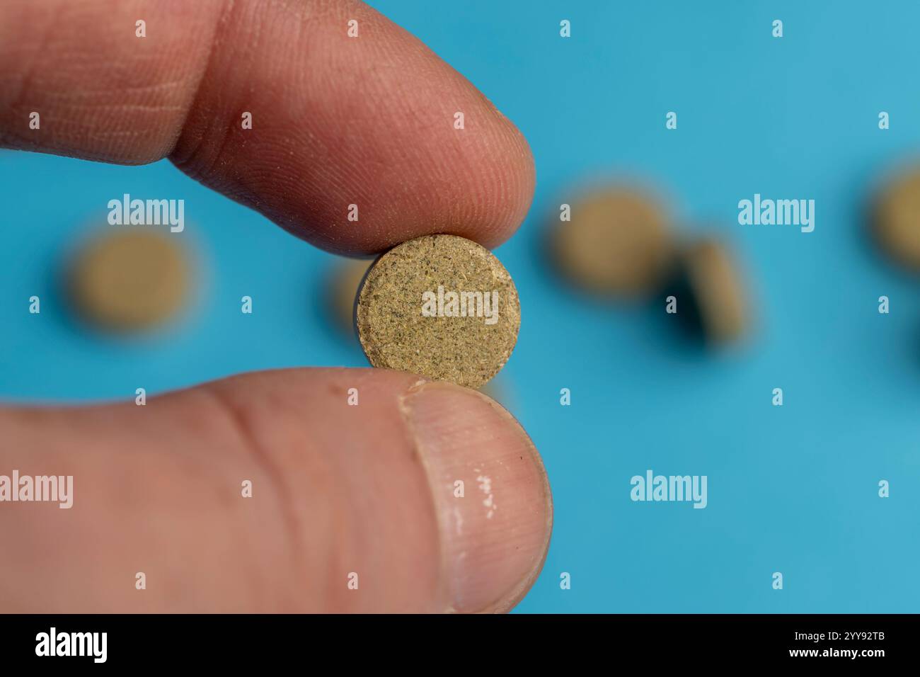 natural tablets for traditional medicine, tablets made using herbs and ...