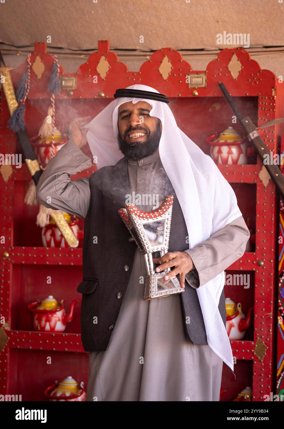 Al-Sayahid, KSA, 14th December 2024: saudi man burning bakhoor Stock ...