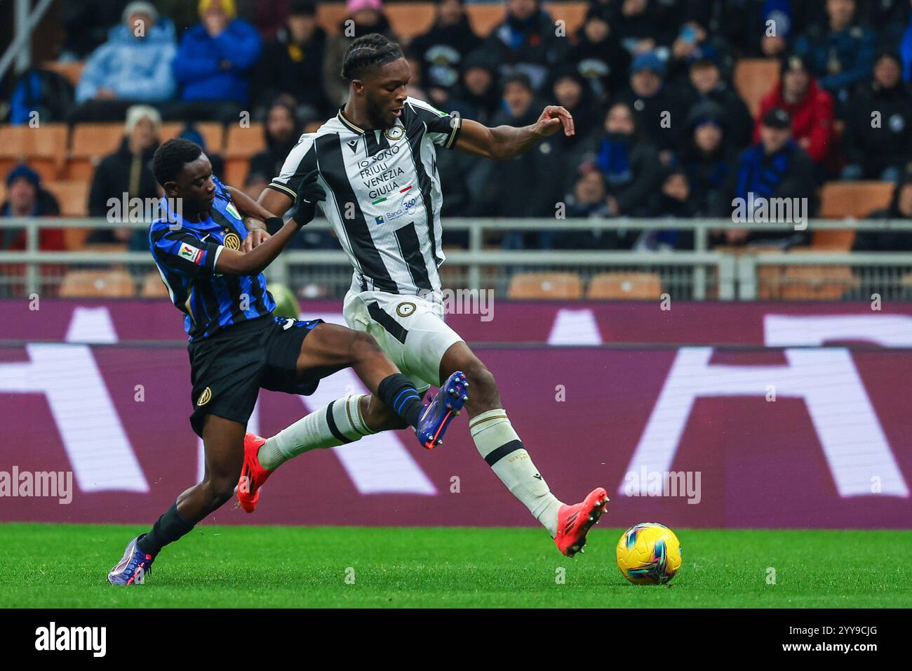 Milan, Italy. 19th Dec, 2024. Souleymane Isaak Toure of Udinese Calcio ...