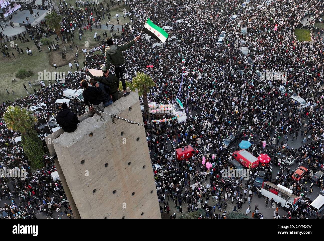 Syrians continue to celebrate the ousting of Bashar al-Assad's ...