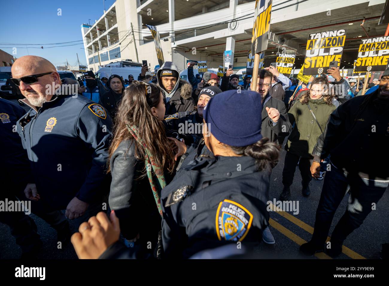 New York, New York, USA. 19th Dec, 2024. NYPD officer Gonzalez (badge ...