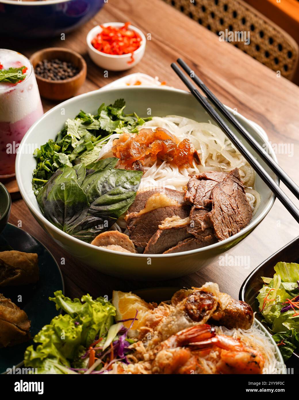 A hearty bowl of Vietnamese Phở Bò Đặc Biệt—fragrant rice noodles ...