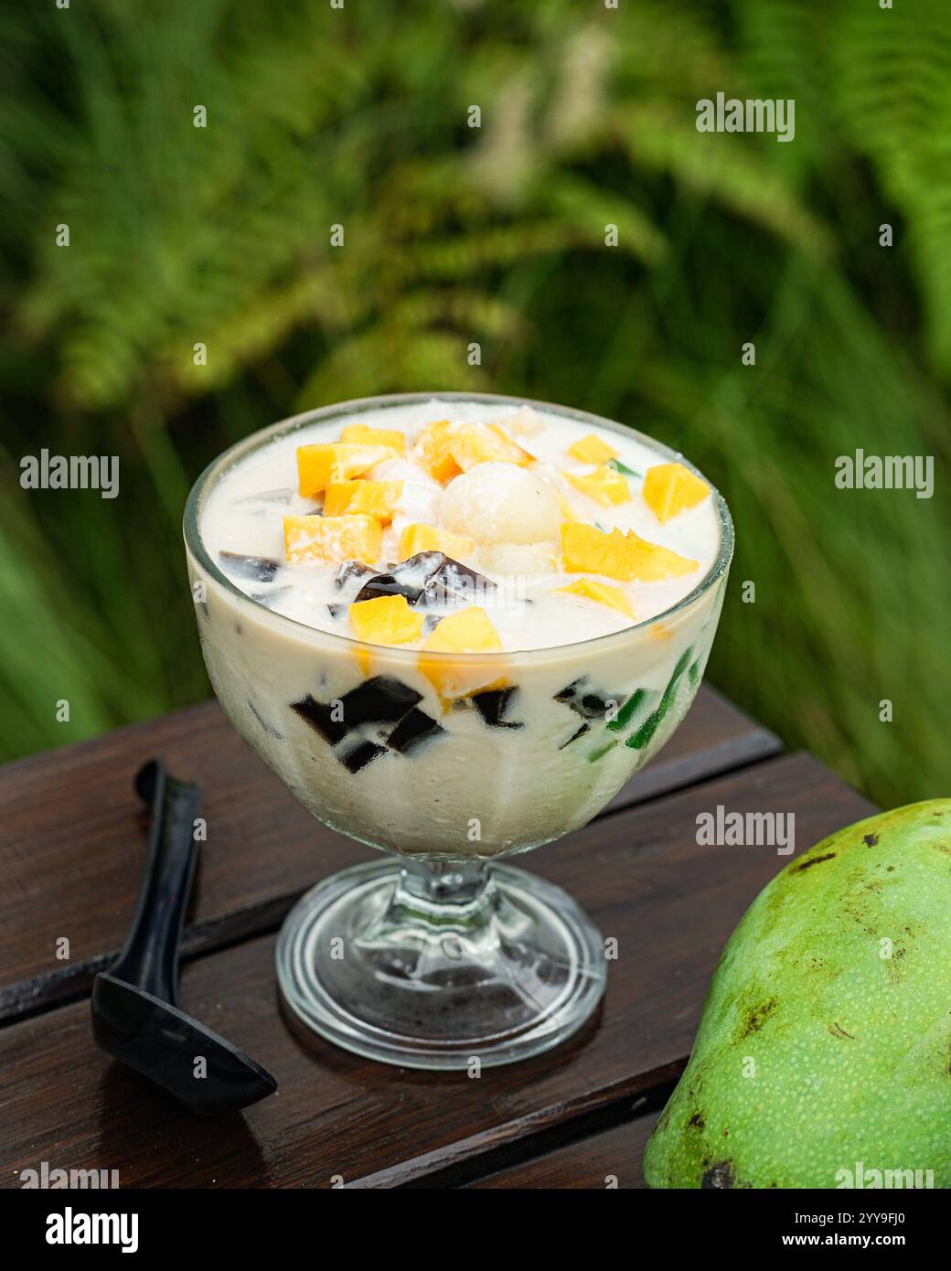 Halo halo philippines hi-res stock photography and images - Alamy