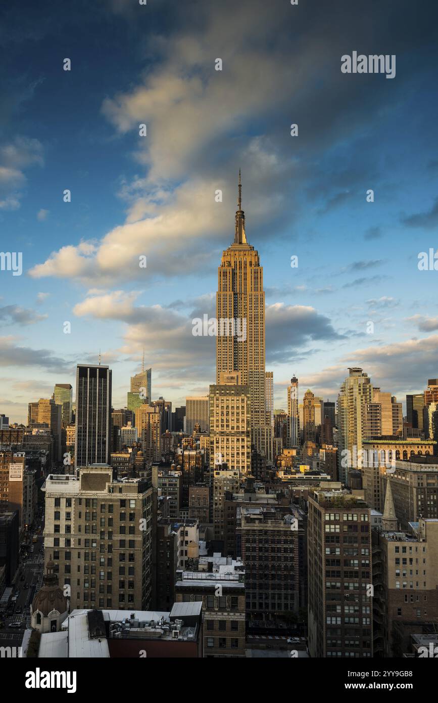 Empire State Building, sunset, Midtown Manhattan, Manhattan, New York ...