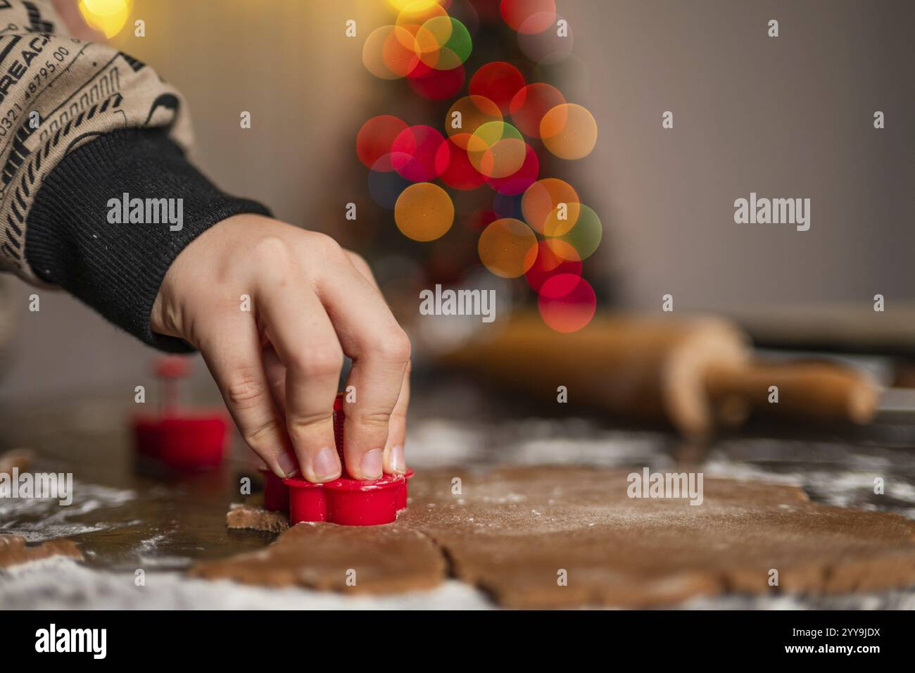Homemade gingerbread making before Christmas Stock Photo - Alamy