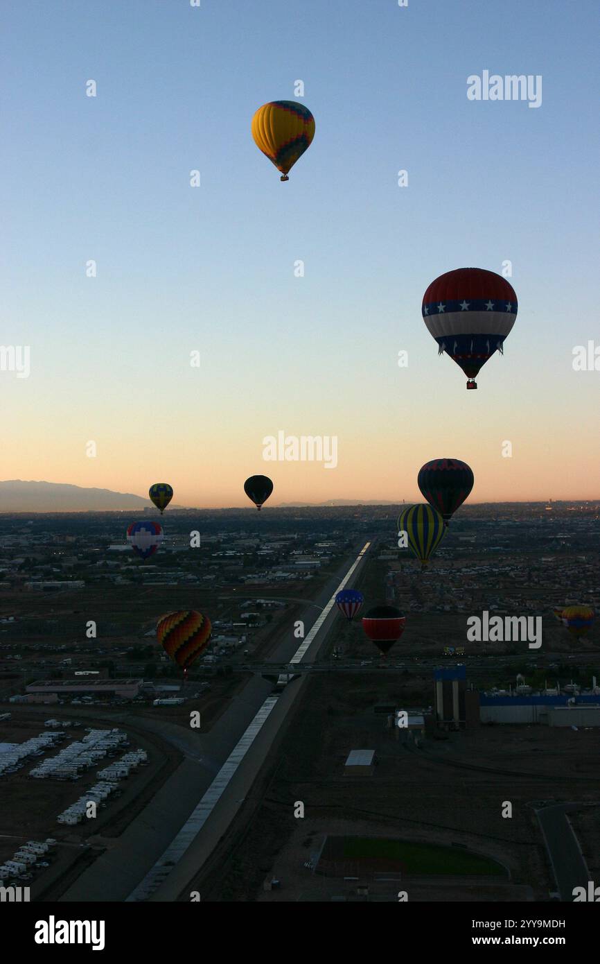 Hot air balloons at the Albuquerque Balloon Fiesta Stock Photo - Alamy
