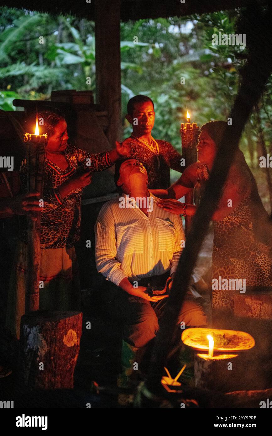 Guayusa Upina Ceremony, Sinchi Warmi, Amazonia, Napo Province, Ecuador ...