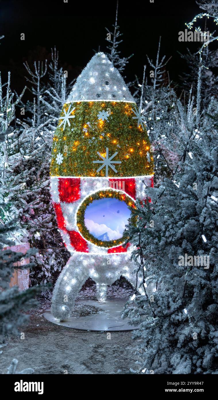 Spacecraft decoration hi-res stock photography and images - Alamy