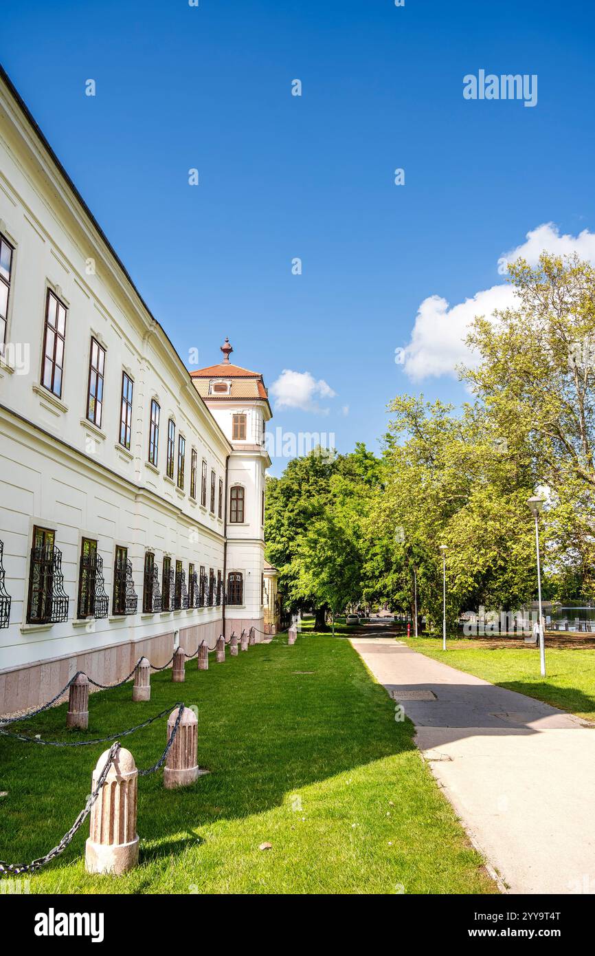 Tata hungary castle fortress old hi-res stock photography and images ...