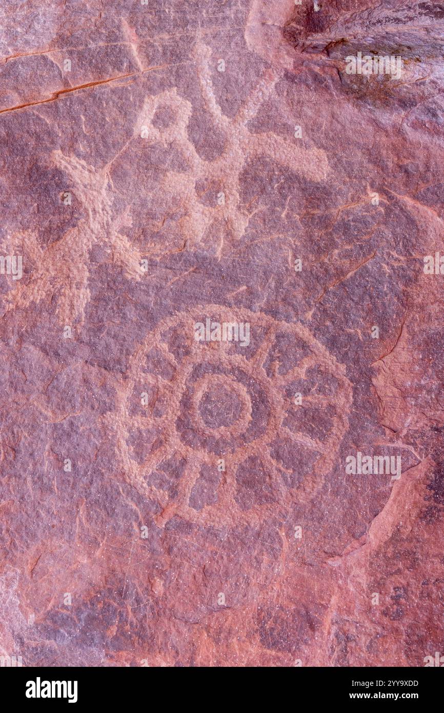 Photograph of Atlatl Rock, Valley of Fire State Park, Nevada, USA Stock ...