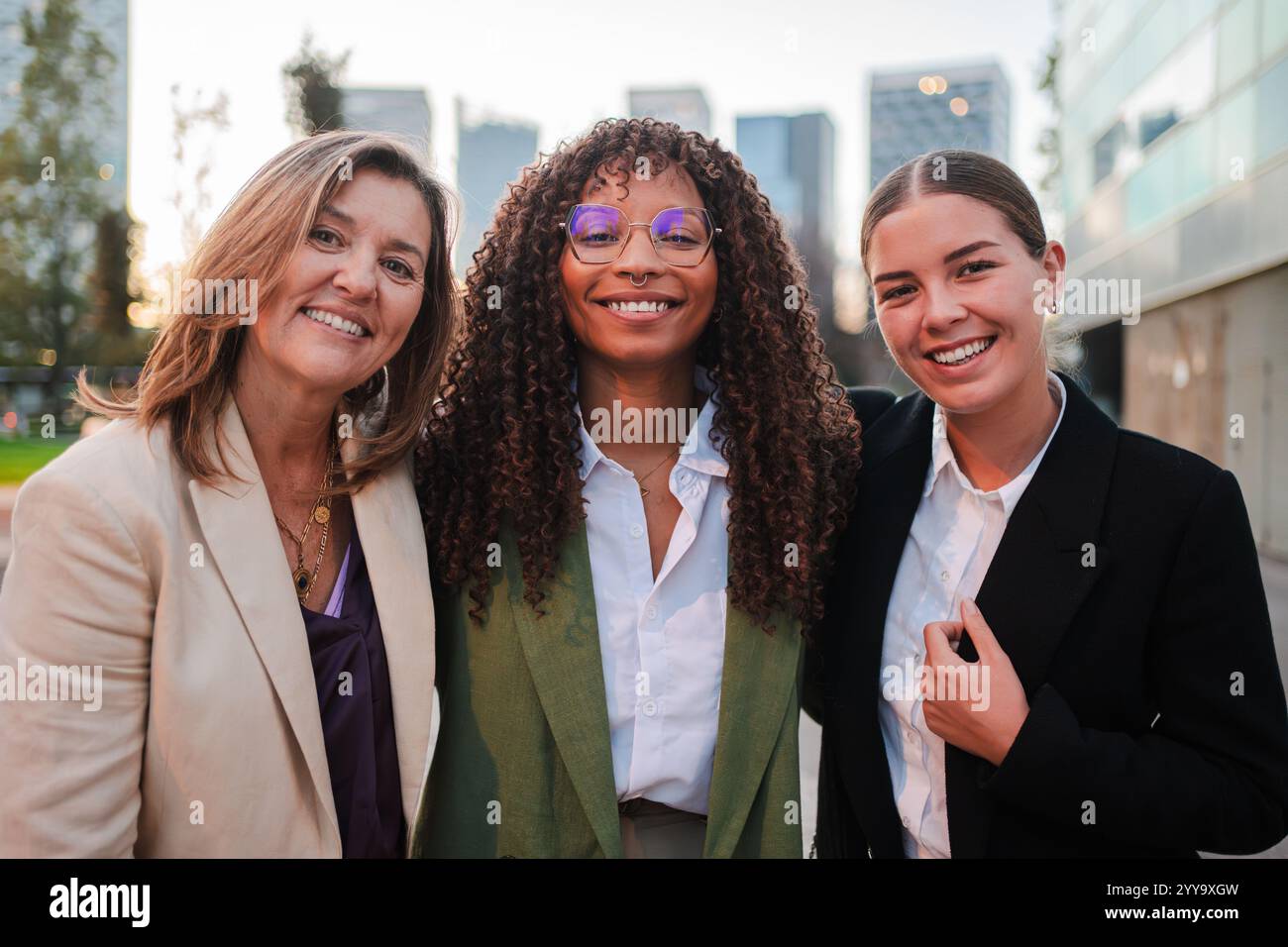 Diverse colleagues standing outdoors hi-res stock photography and ...