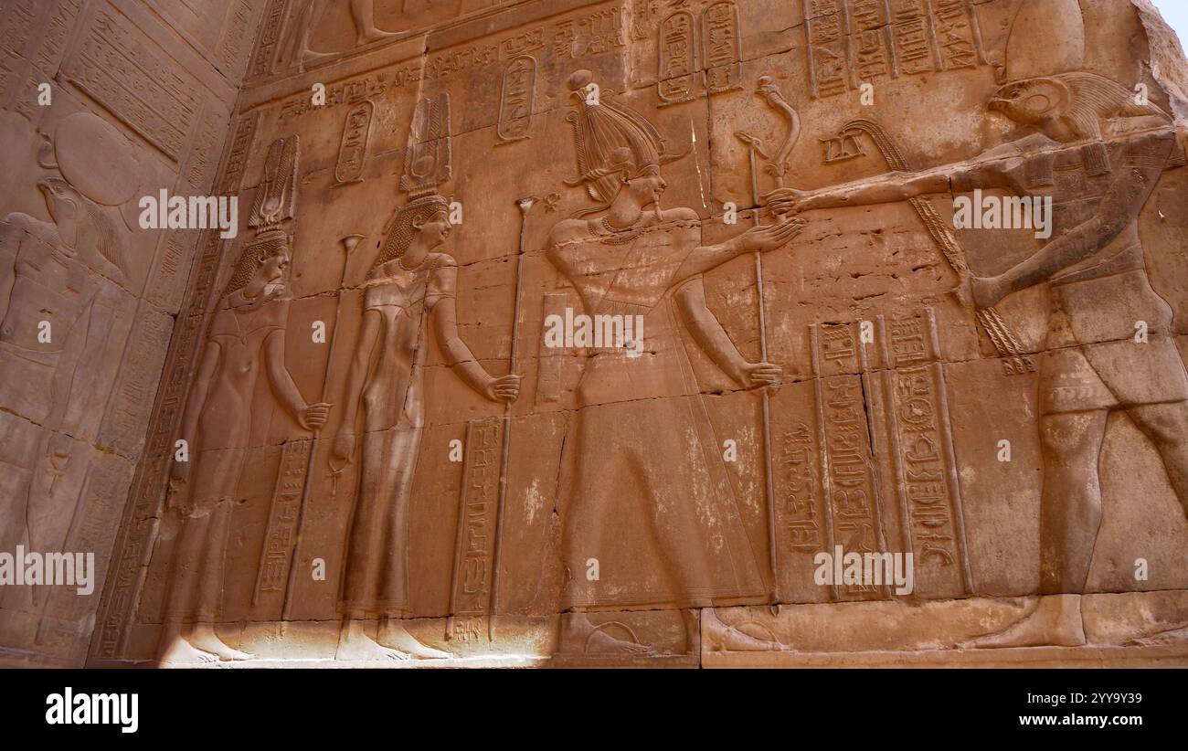 Bas-relief of Horus and Ptolemee VI in The Temple of Sobek and Haroeris ...