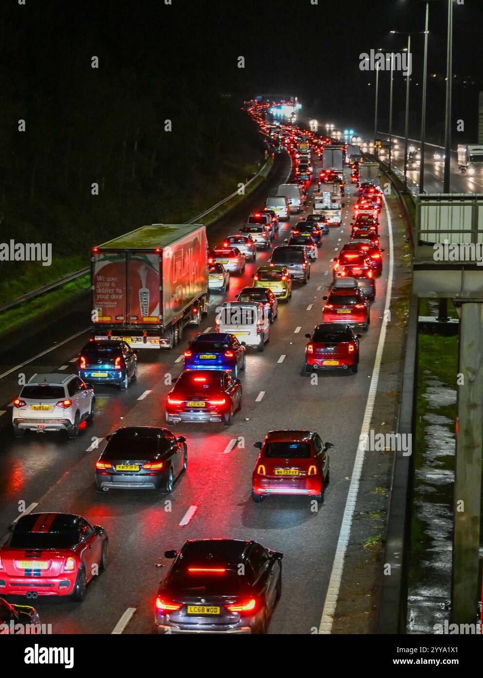 Exeter, Devon, UK. 20th December 2024. Traffic is almost at a ...
