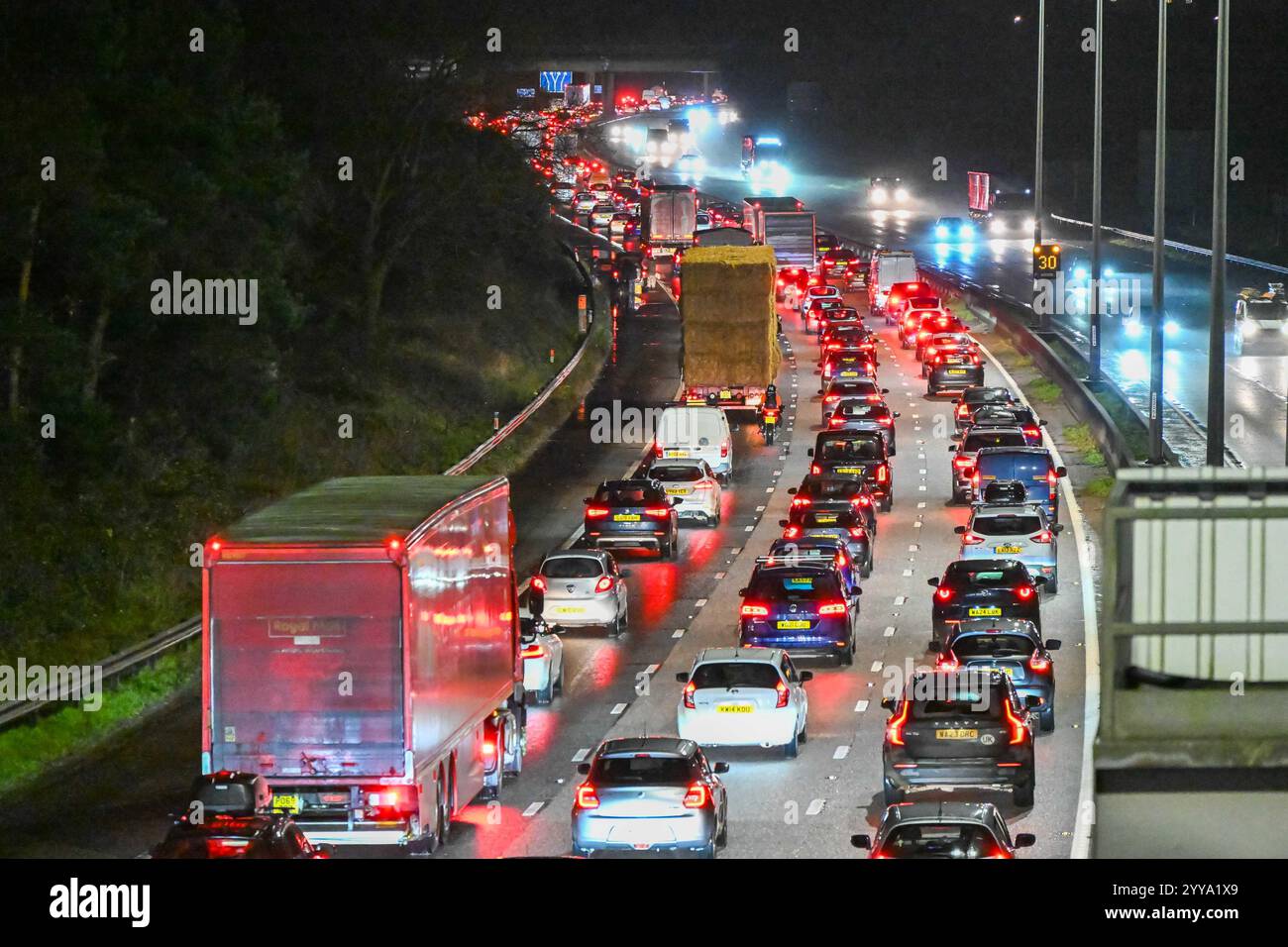 Exeter, Devon, UK. 20th December 2024. Traffic is almost at a ...
