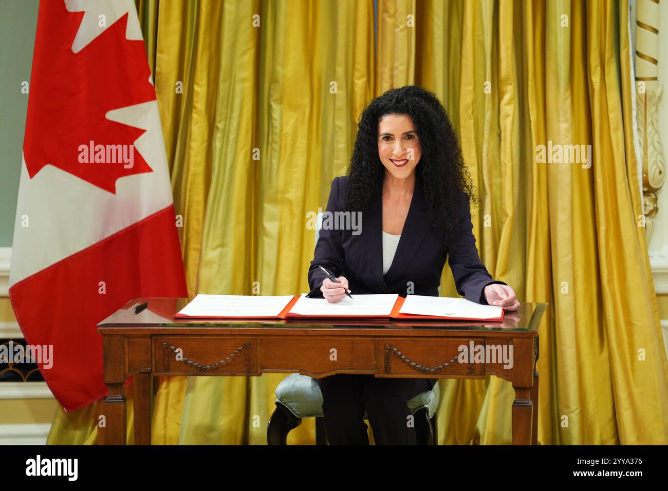 Ottawa, Canada. 20th Dec, 2024. Minister of Official Languages and ...