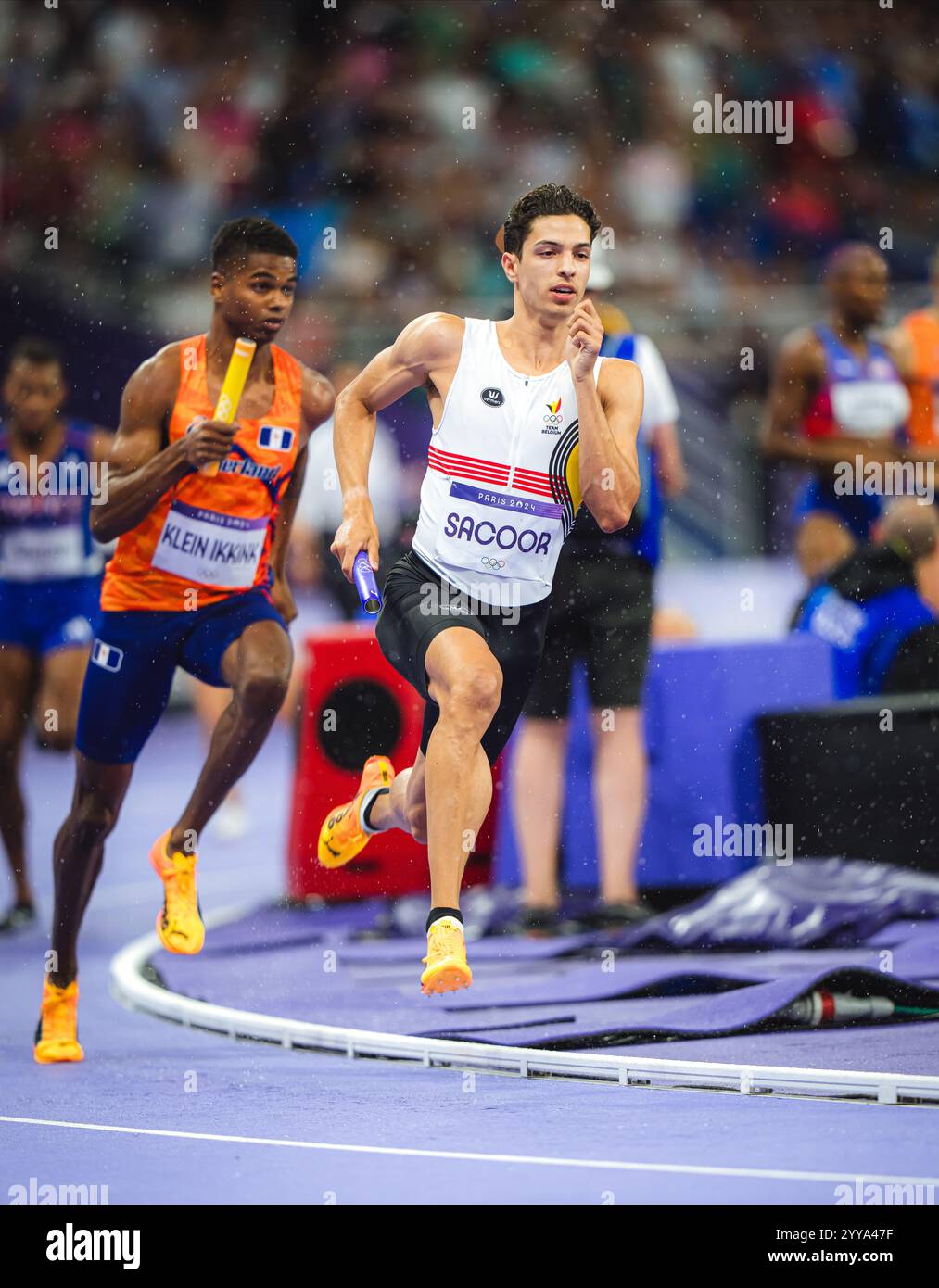 Jonathan Sacoor participating in the 4X400 meters relay at the Paris ...