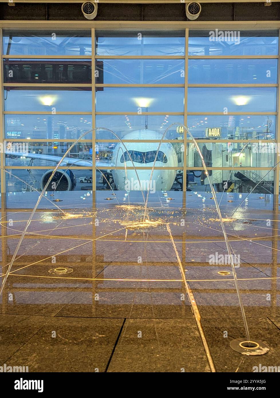 Detroit, MI - December 19 2024: Iconic fountain at Detroirt airport ...