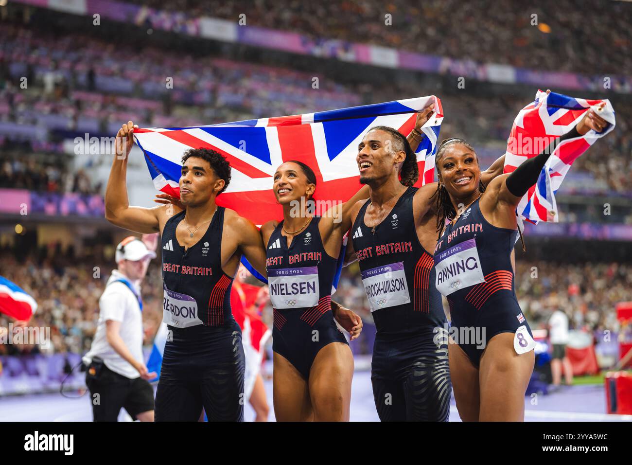 Amber Anning ,Alex Haydock-Wilson,Laviai Nielsen,Samuel Reardon ...