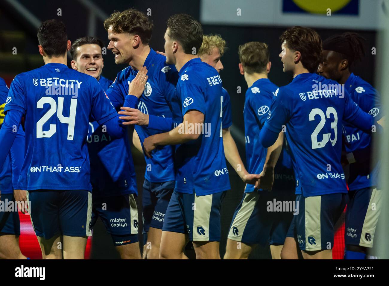 Emmen, Netherlands. 20th Dec, 2024. EMMEN, Stadium Oude Meerdijk, 20-12-2024, season 2024/2025 ...