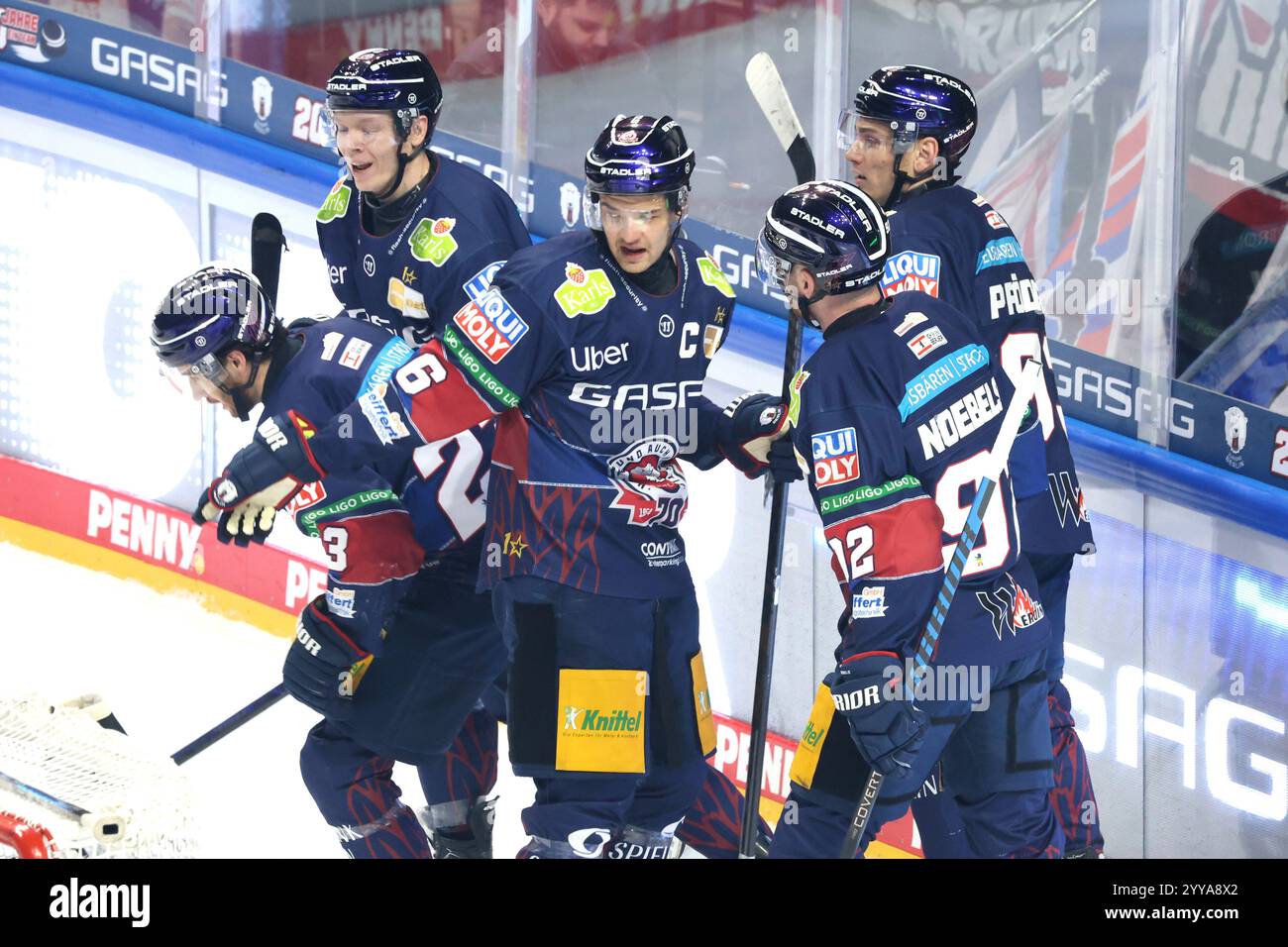 Berlin, Deutschland. 20th Dec, 2024. 20.12.2024, Uber-Arena, Berlin ...