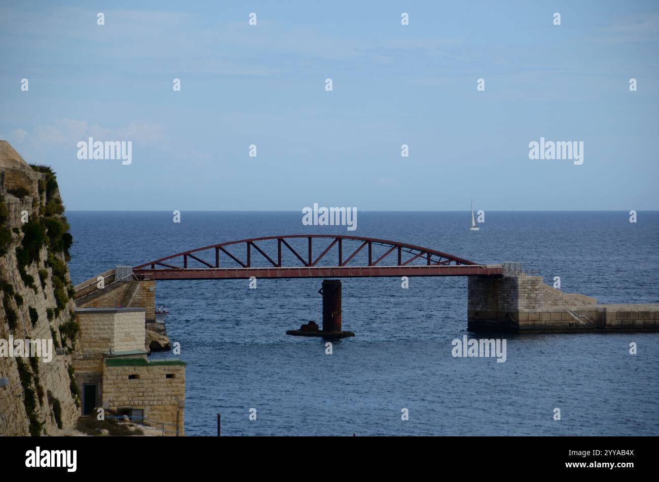 St elmo bridge valletta hi-res stock photography and images - Alamy