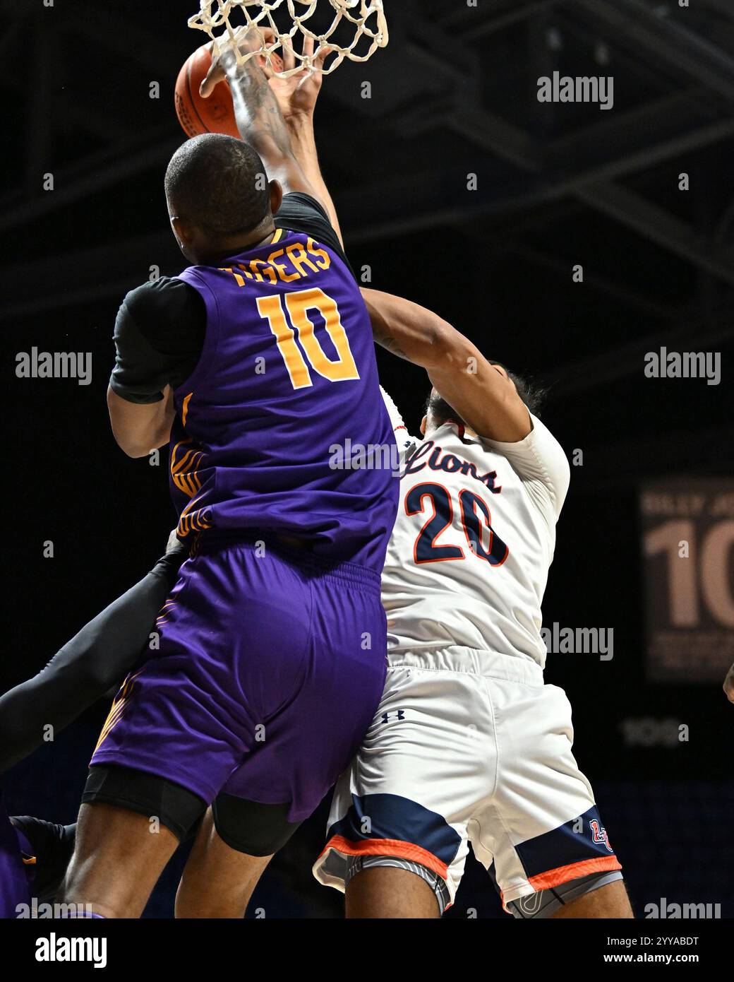 UNCASVILLE, CT - DECEMBER 19: Benedict College Tigers guard Bretner ...