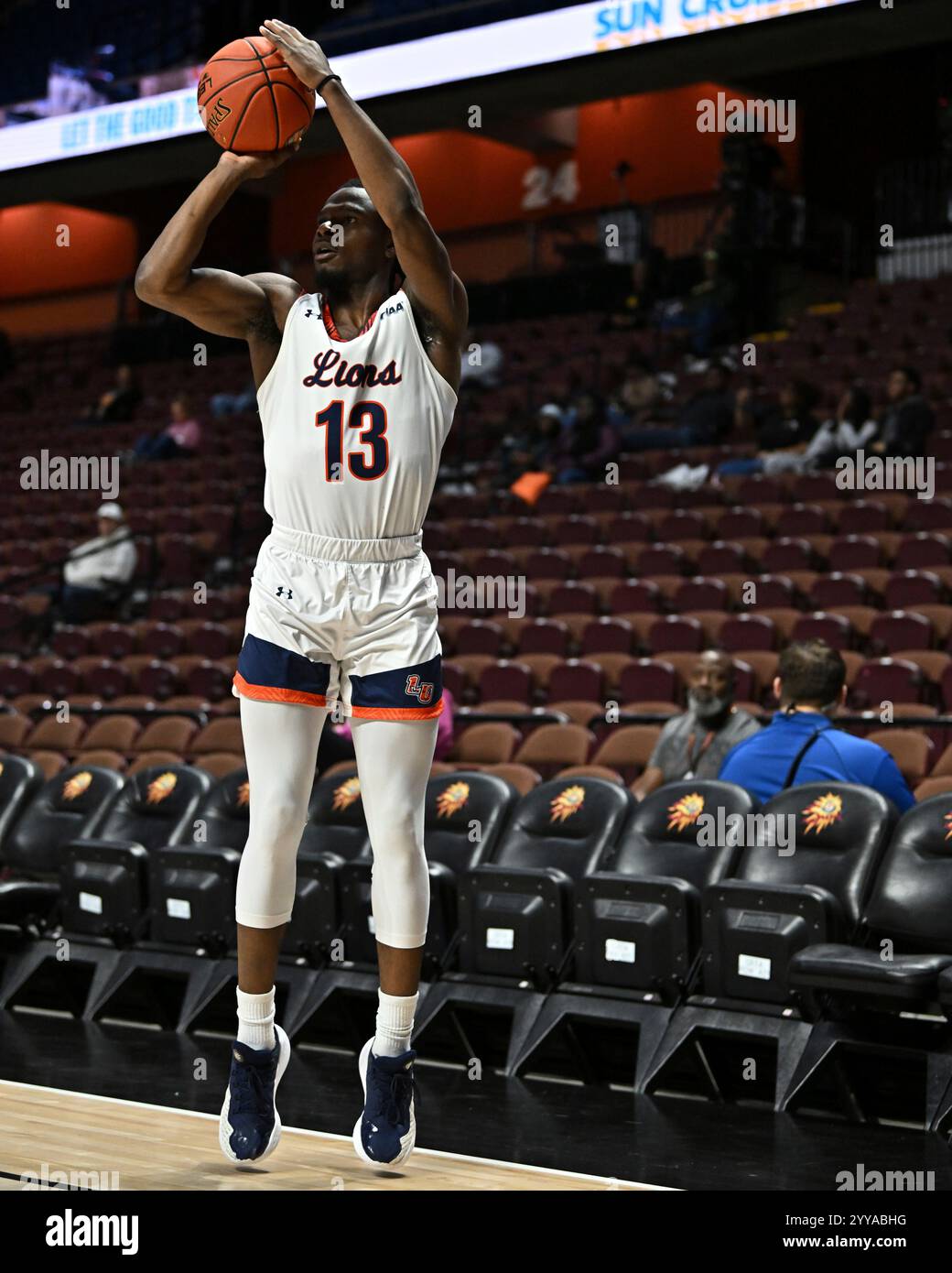 UNCASVILLE, CT - DECEMBER 19: Lincoln University Lions guard Manny Toha ...