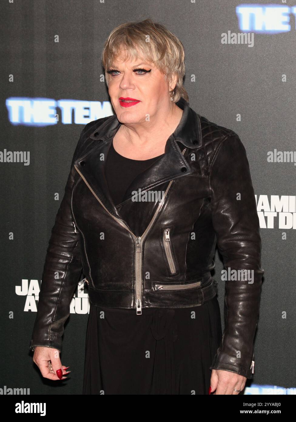 Suzy eddie izzard hi-res stock photography and images - Alamy