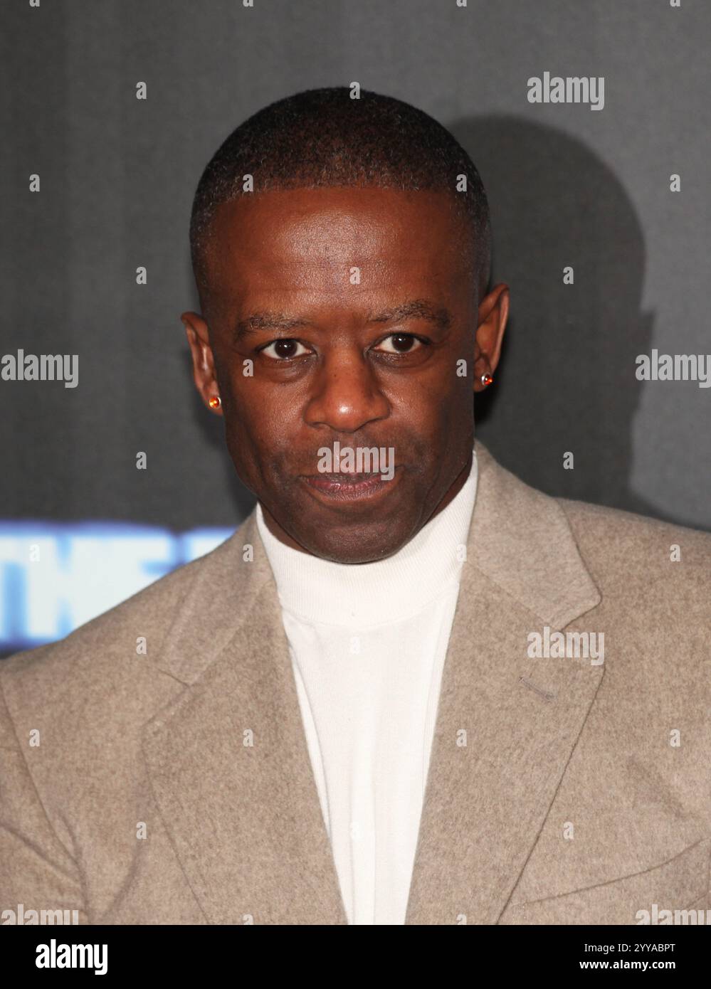 London, UK. Adrian Lester at The Tempest press night. Theatre Royal ...