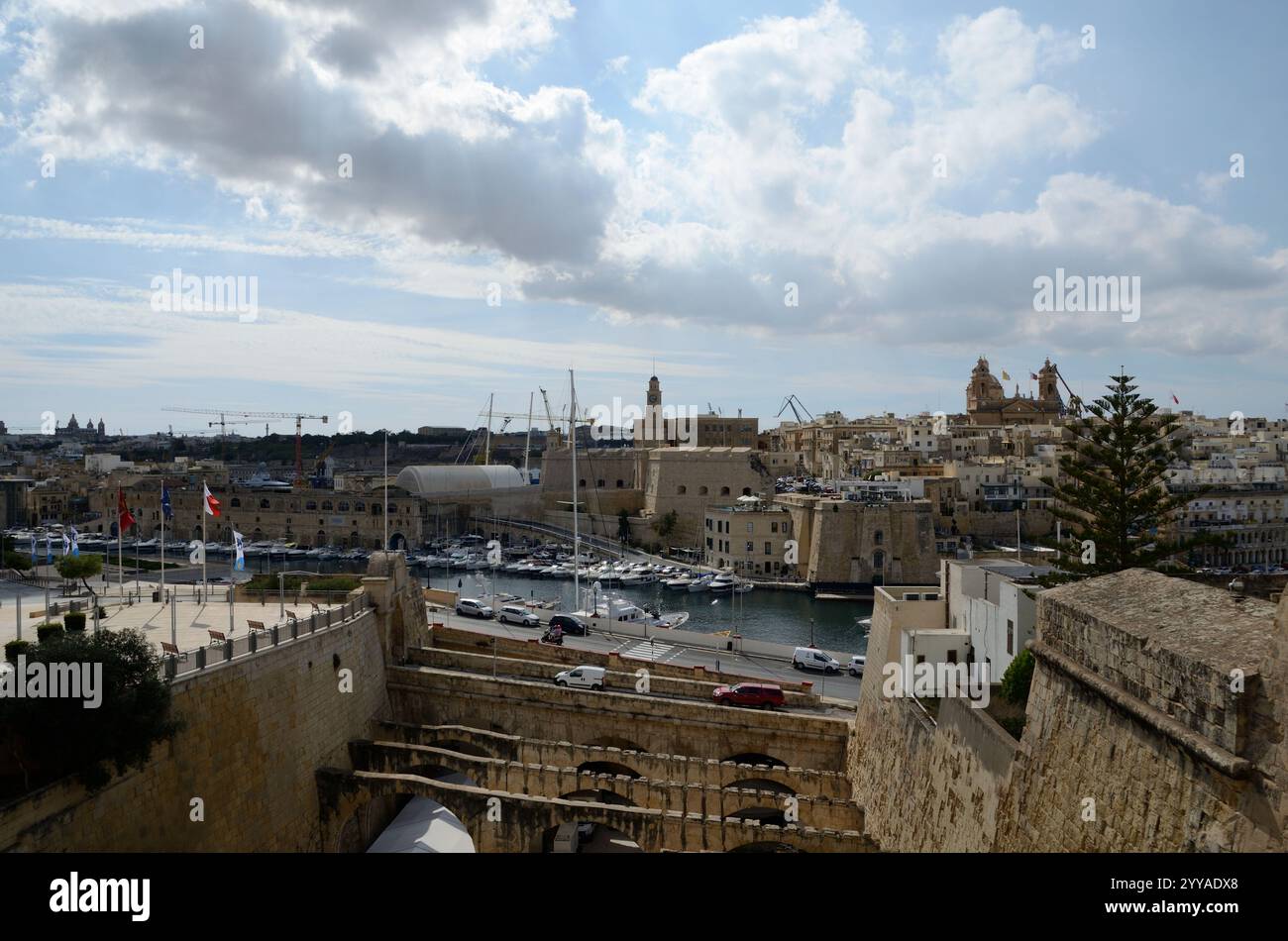 Isla-Senglea view from Advance Gate, Birgu-Vittoriosa, Malta, Europe ...