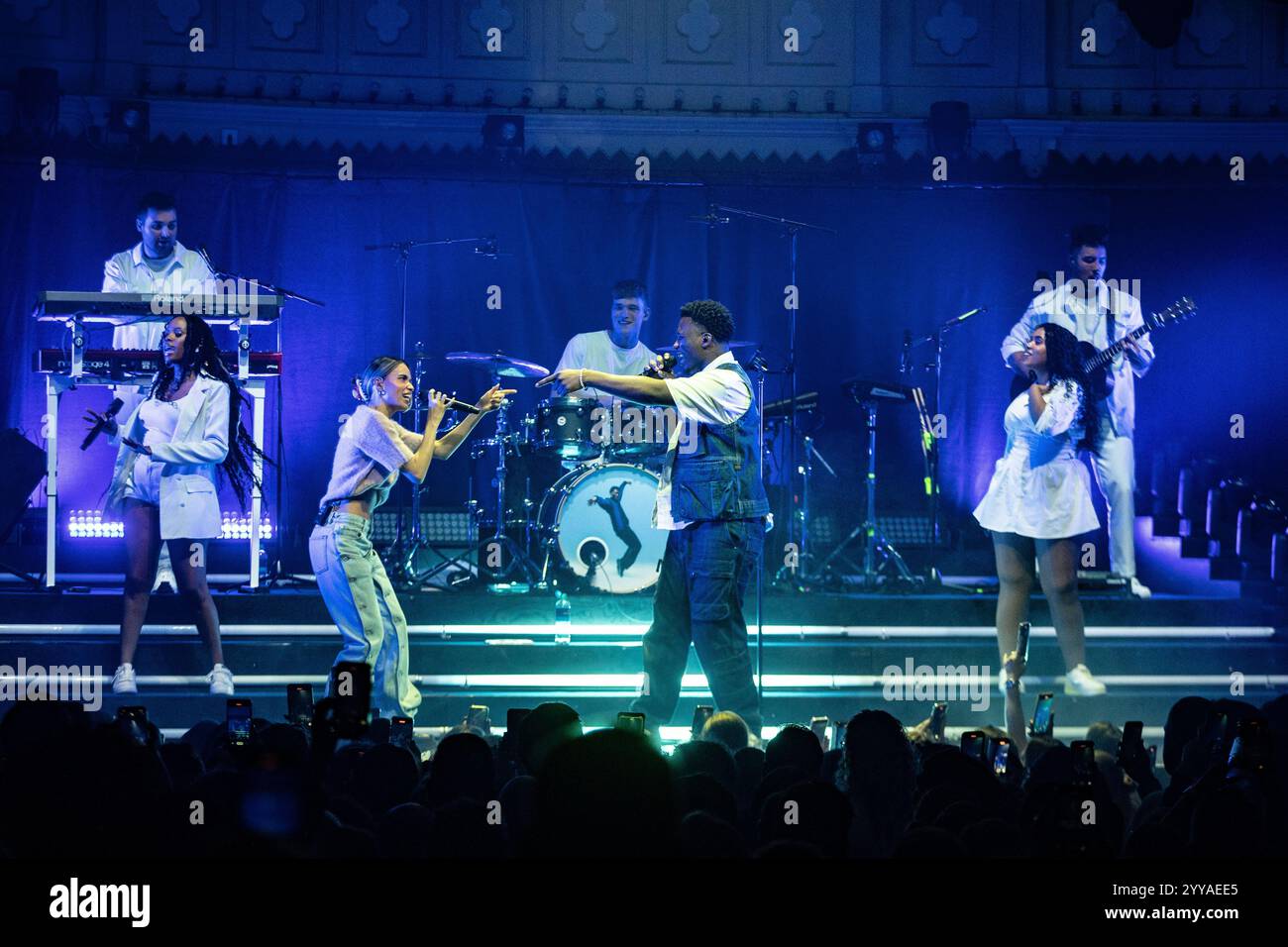 AMSTERDAM - Singer Claude and guest singer Zoe Tauran during a ...
