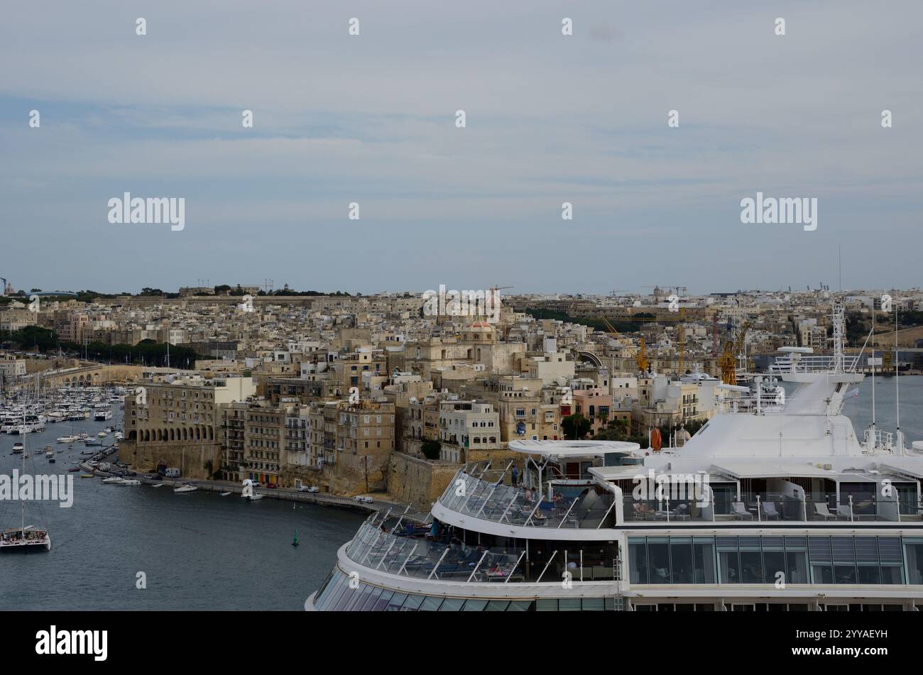 Isla-Senglea view from Saluting Battery, Upper Barrakka, Valletta ...