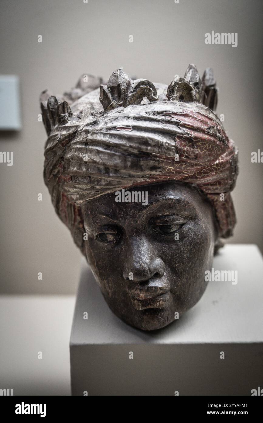 Head of King Balthazar, Miguel de Peñaranda, sixteenth century, carved ...