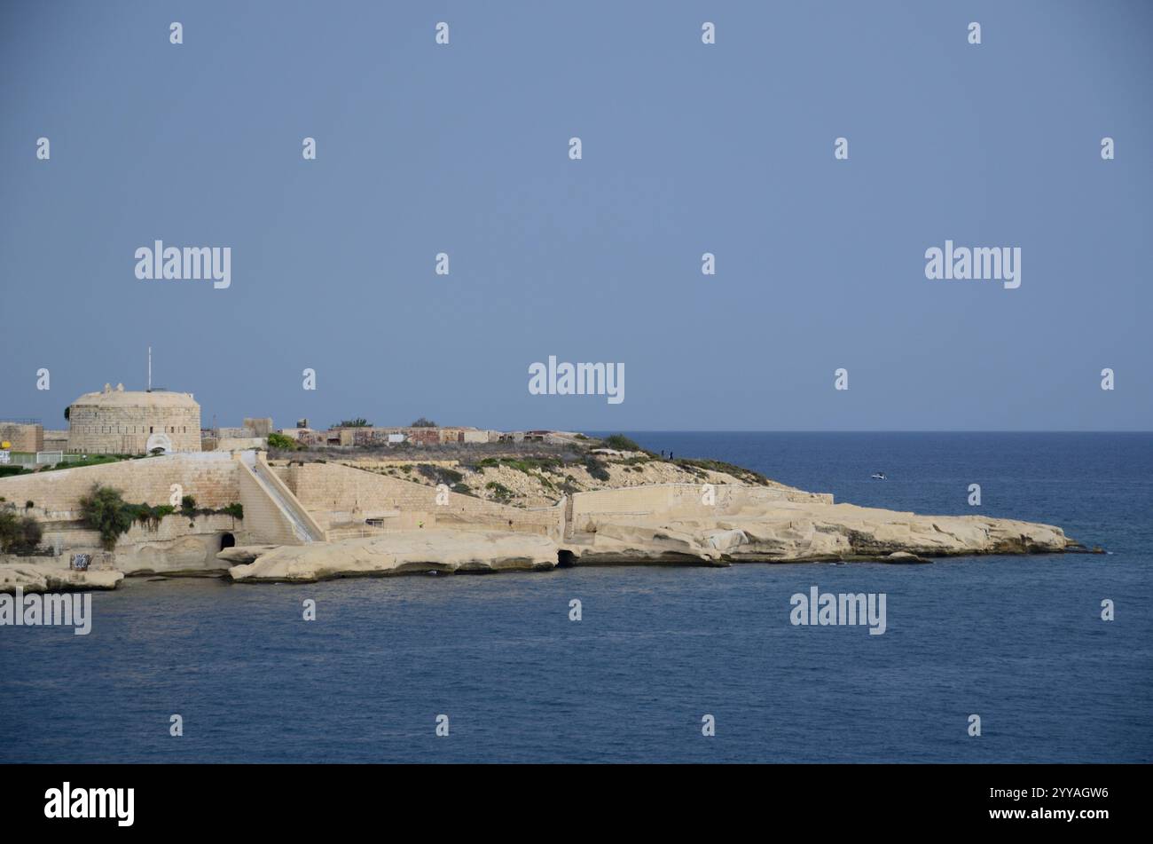 Tigne fort sliema valletta hi-res stock photography and images - Alamy