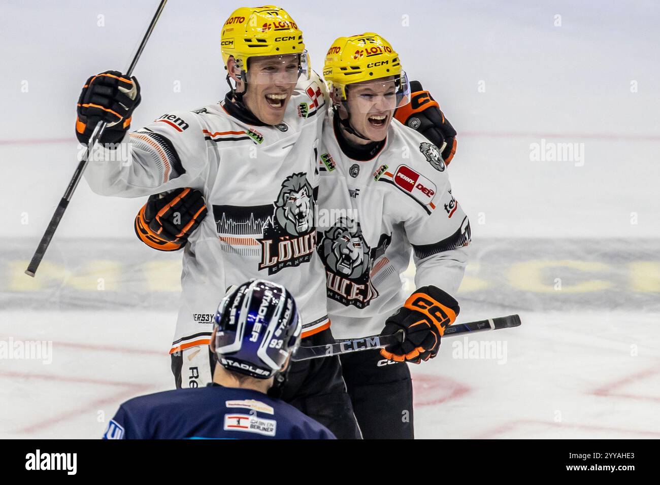 Berlin, Germany. 20th Dec, 2024. Ice hockey: DEL, Eisbären Berlin ...