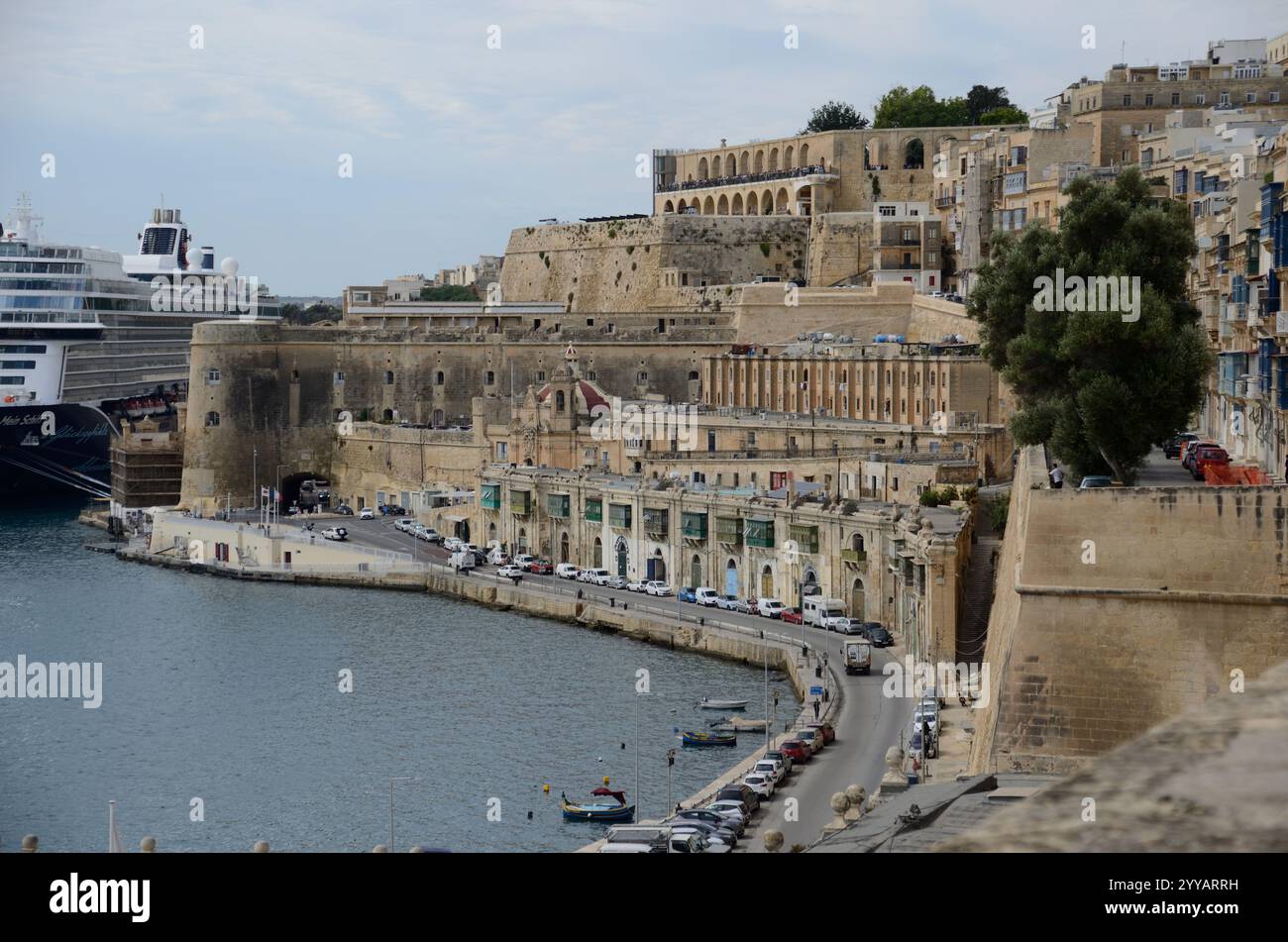 Quarry wharf valletta hi-res stock photography and images - Alamy