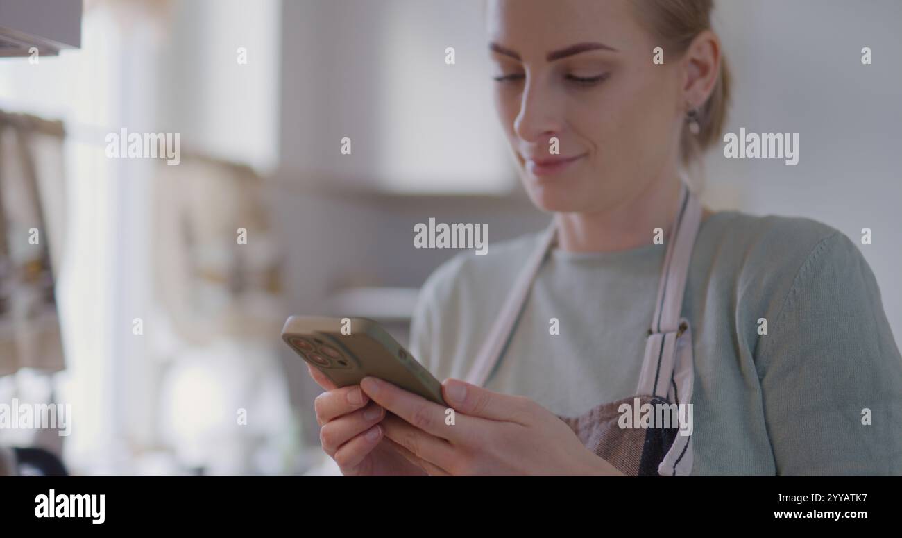 Busy baking pancakes hi-res stock photography and images - Alamy